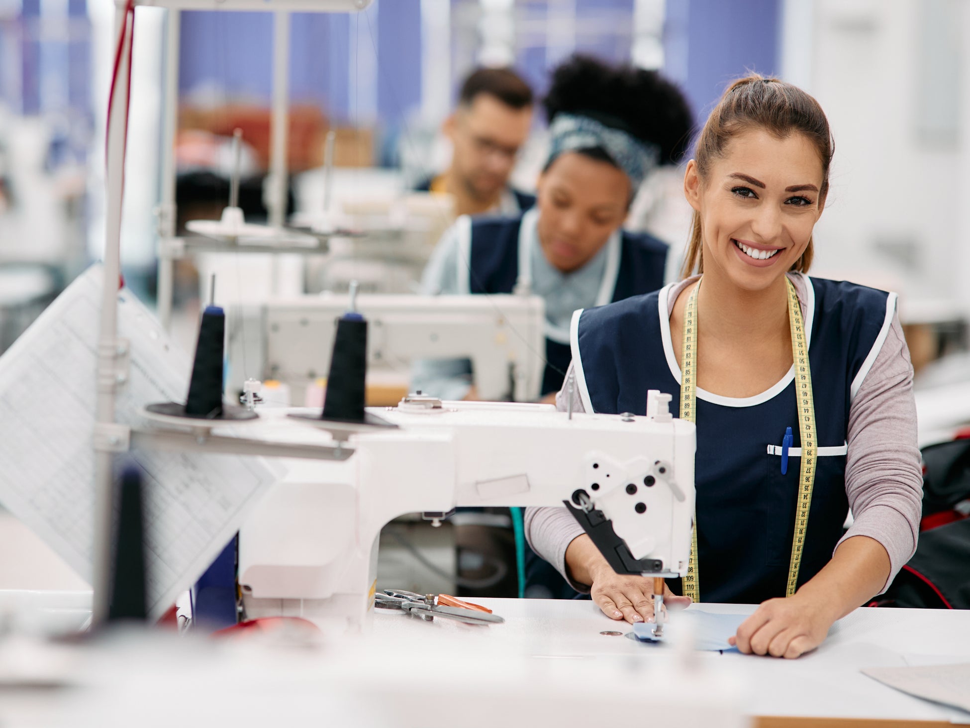 Aprende todo sobre la Industria Textil – Chio Lecca Fashion School