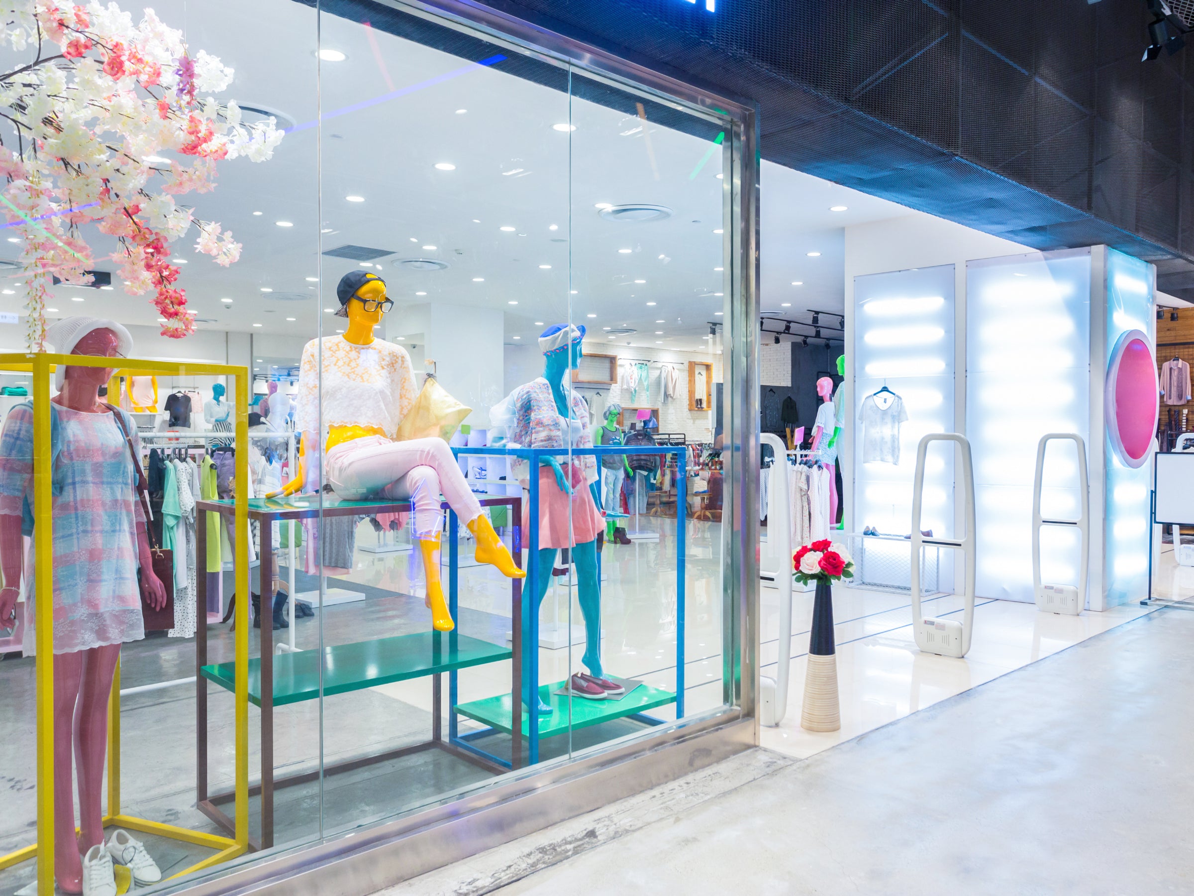 ¿Qué es el Visual Merchandising? – Chio Lecca Fashion School